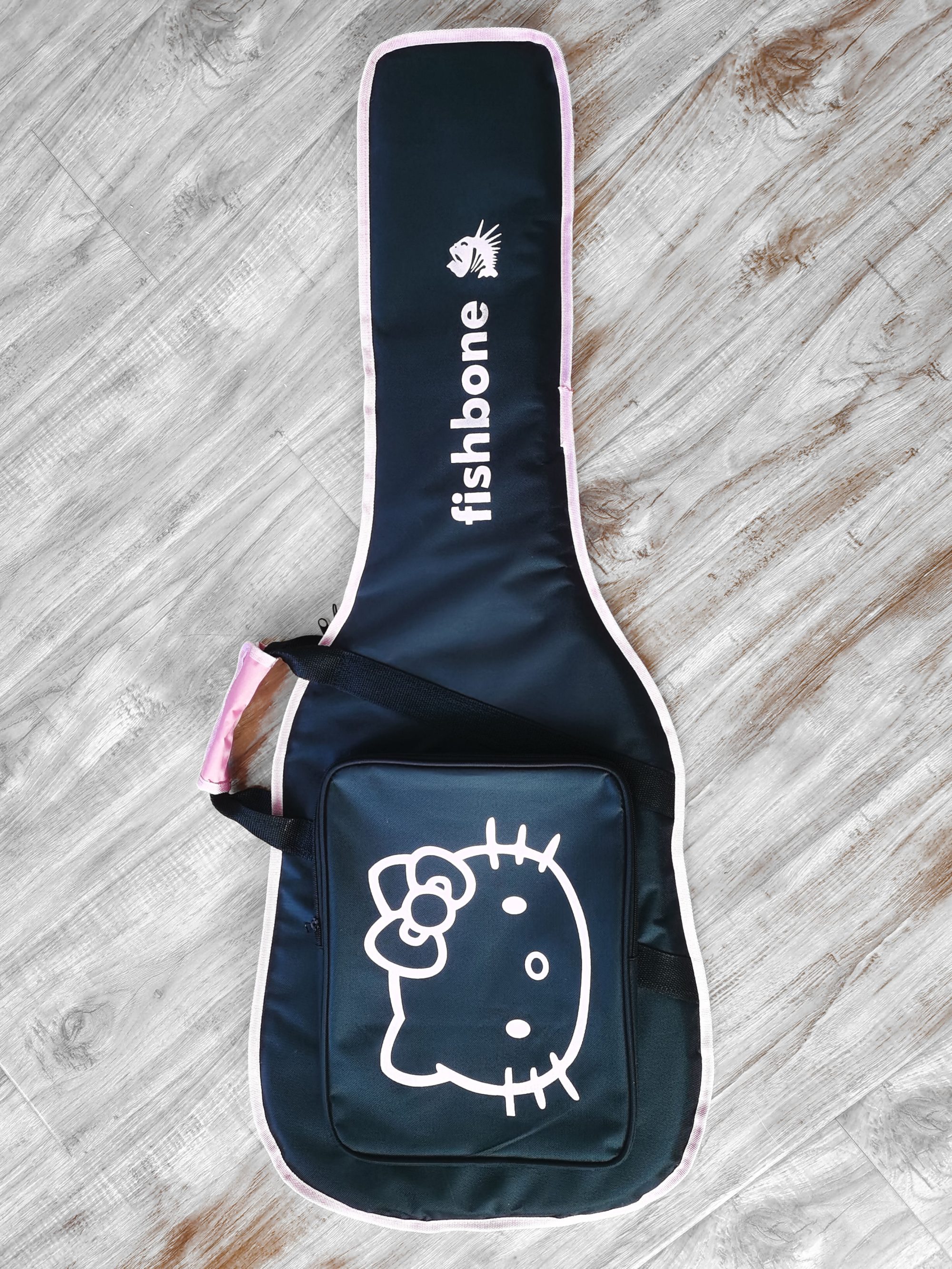Fishbone Hello Kitty PINK Strat 2024 Pink Hello kitty With fishbone gig ...